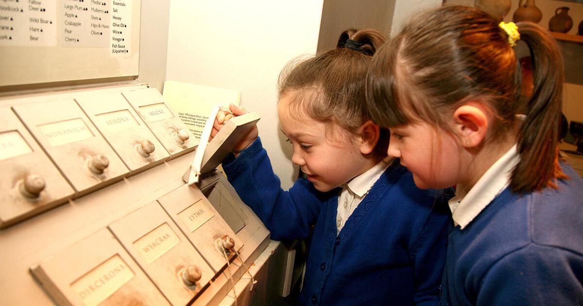 School Visits | Reading Museum